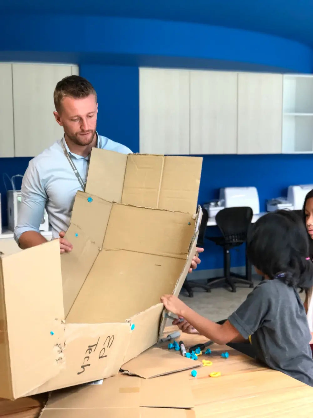 Makedo Education: Safe Tools for Hands-On Learning